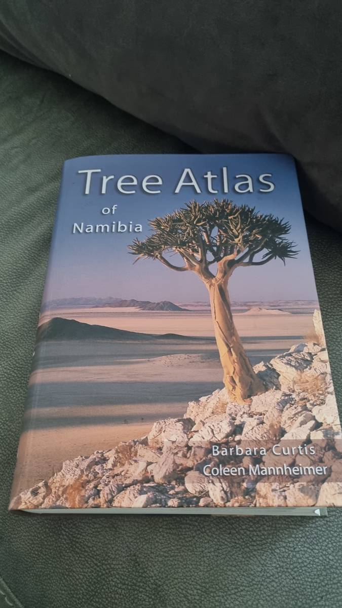 Africana - Tree Atlas of Namibia Curtis, Barbara and Coleen Mannheimer ...