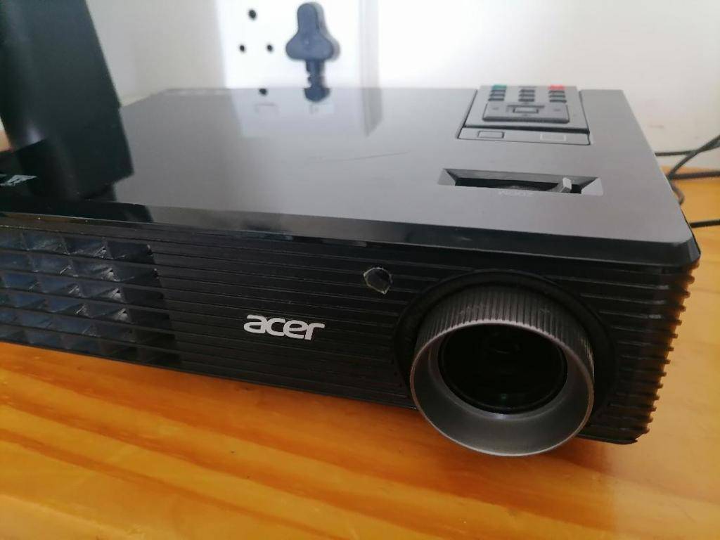 Projectors - *AWESOME UNIT*R30 FREIGHT**TOP QUALITY ACER X112 DLP 3D ...