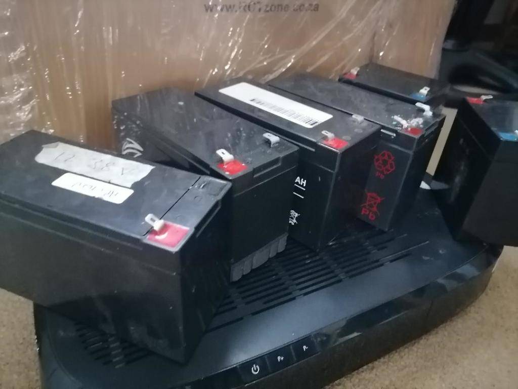 UPS - LIQUIDATION ITEMS, LOT INCL: DSTV EXPLORER WITH 2TB HDD, LOT OF ...