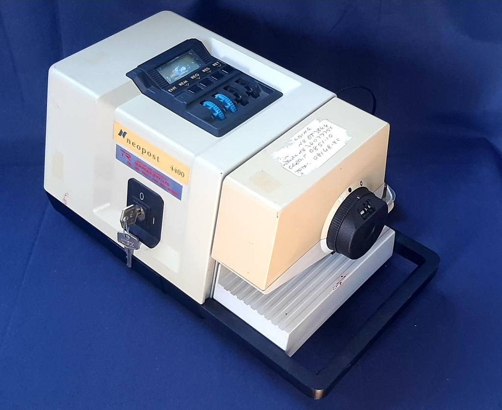 Other Antiques & Collectables - OLD SAPO NEOPOST 4400 FRANKING MACHINE ...