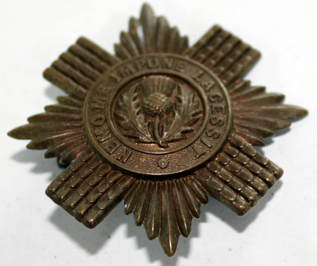 International Badges & Insignia - Scots Guards cap badge (No pins) for ...