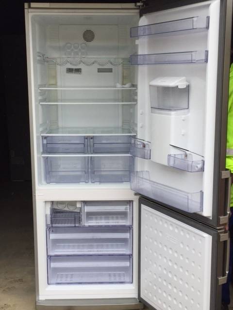 Fridges & Freezers - DEFY 475 litres Fridge / Freezer ¿ Model DFC403 ...