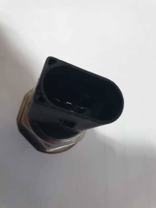 Other Air Flow & Fuel Delivery - Land Rover Fuel Rail Pressure Sensor ...
