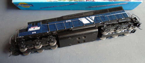 Rolling Stock - ATEARN HO SCALE - MONTANA SDP40 DIESEL LOCO WITH SPARE ...